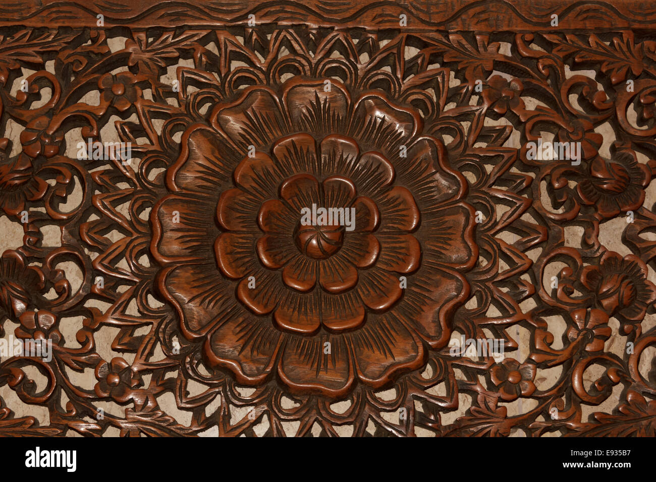 Flowers carved from wood Stock Photo - Alamy