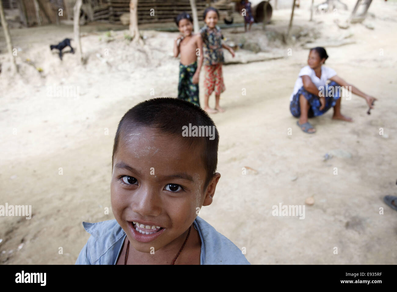 Mro indigenous hi-res stock photography and images - Alamy