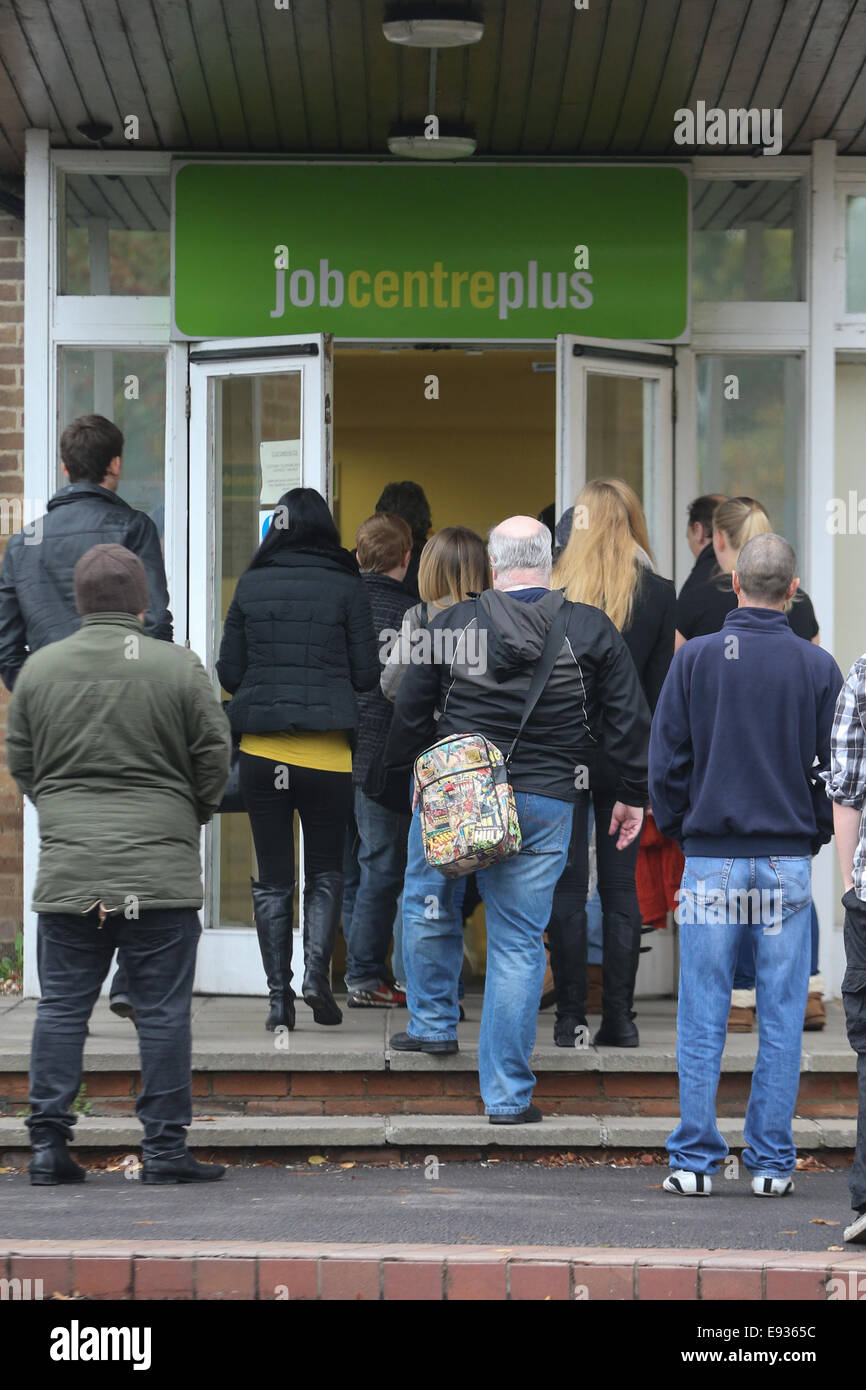JOB CENTRE PLUS IN CAMBRIDGE Stock Photo - Alamy