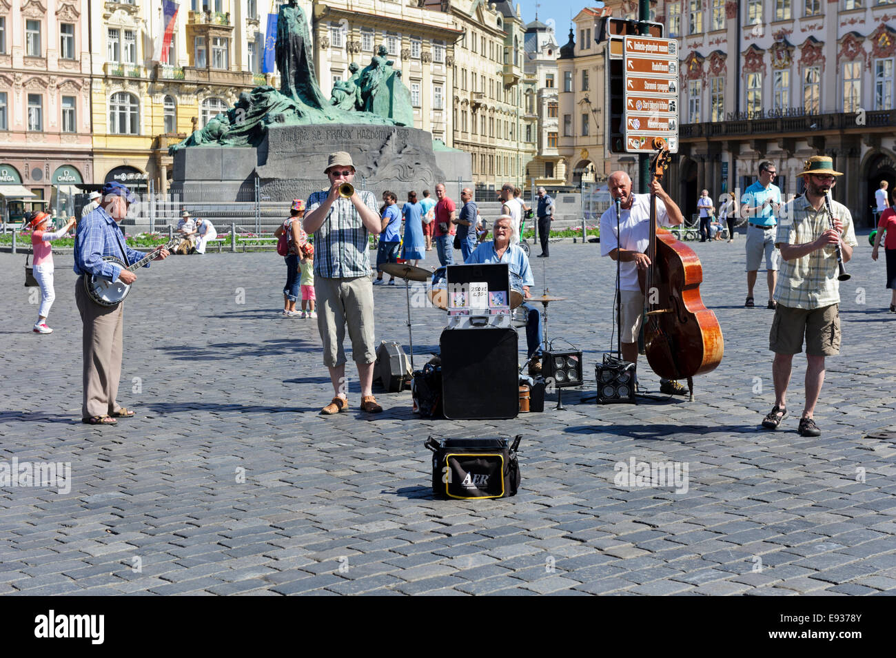 A 5 piece jazz band entertaining passer-by in the Old Town Square in ...
