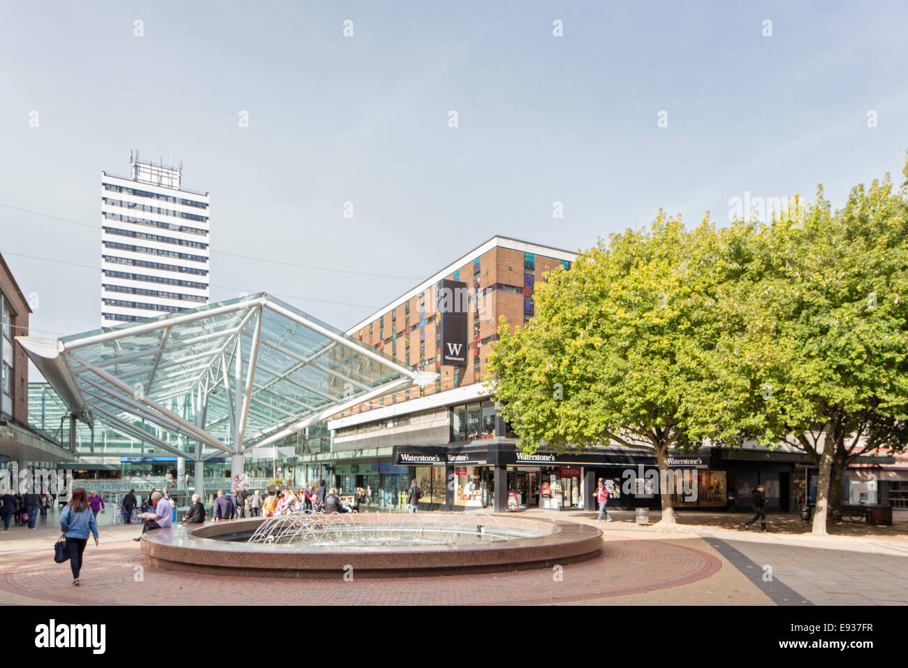 Coventry shopping centre hi-res stock photography and images - Alamy