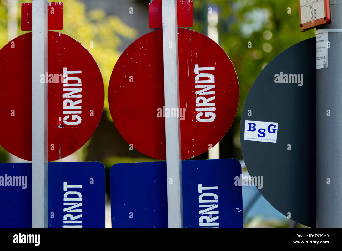 German road signs hi-res stock photography and images - Alamy