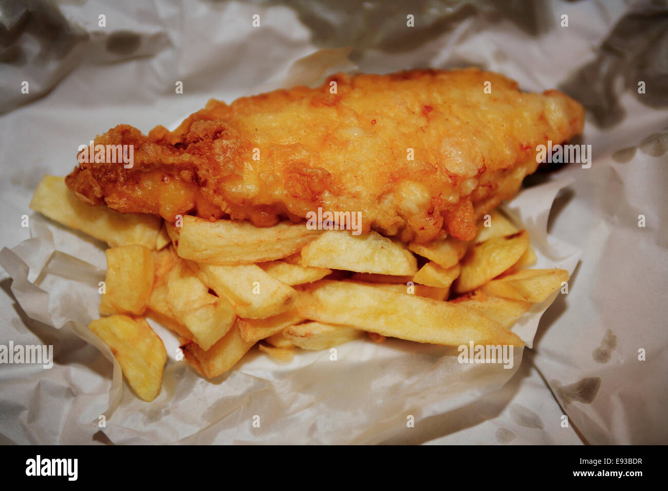 Fish chips uk hi-res stock photography and images - Alamy