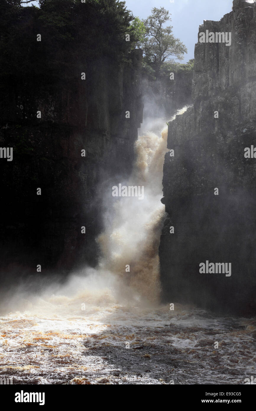 High force waterfall teesdale hi-res stock photography and images - Alamy