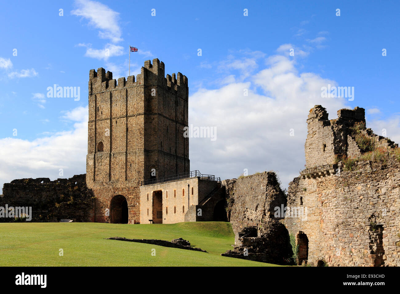 Richmond castle north yorkshire hi-res stock photography and images - Alamy