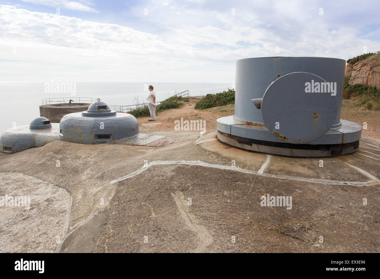 Noirmont Point Battery Range-finder turret and viewing cupolas for ...