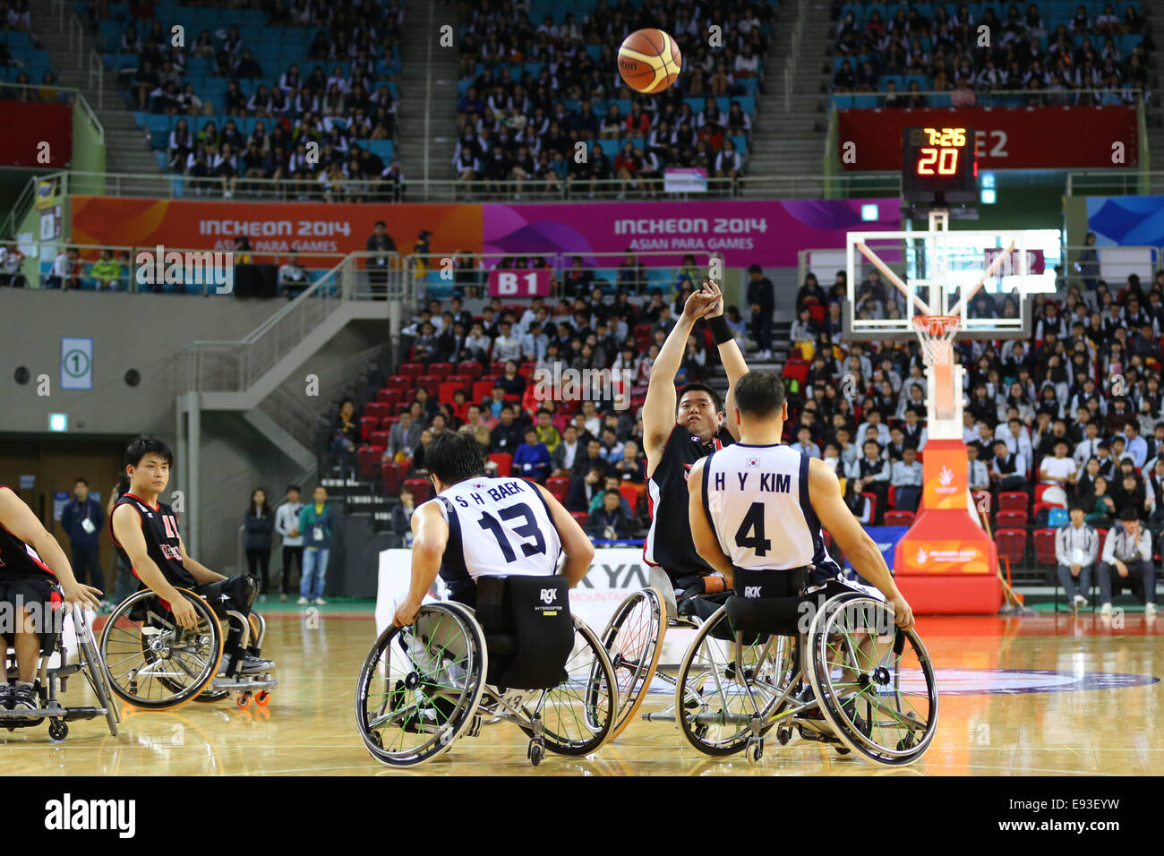 Incheon, South Korea. 17th Oct, 2014. Hiroaki Kozai (JPN) Wheelchair ...
