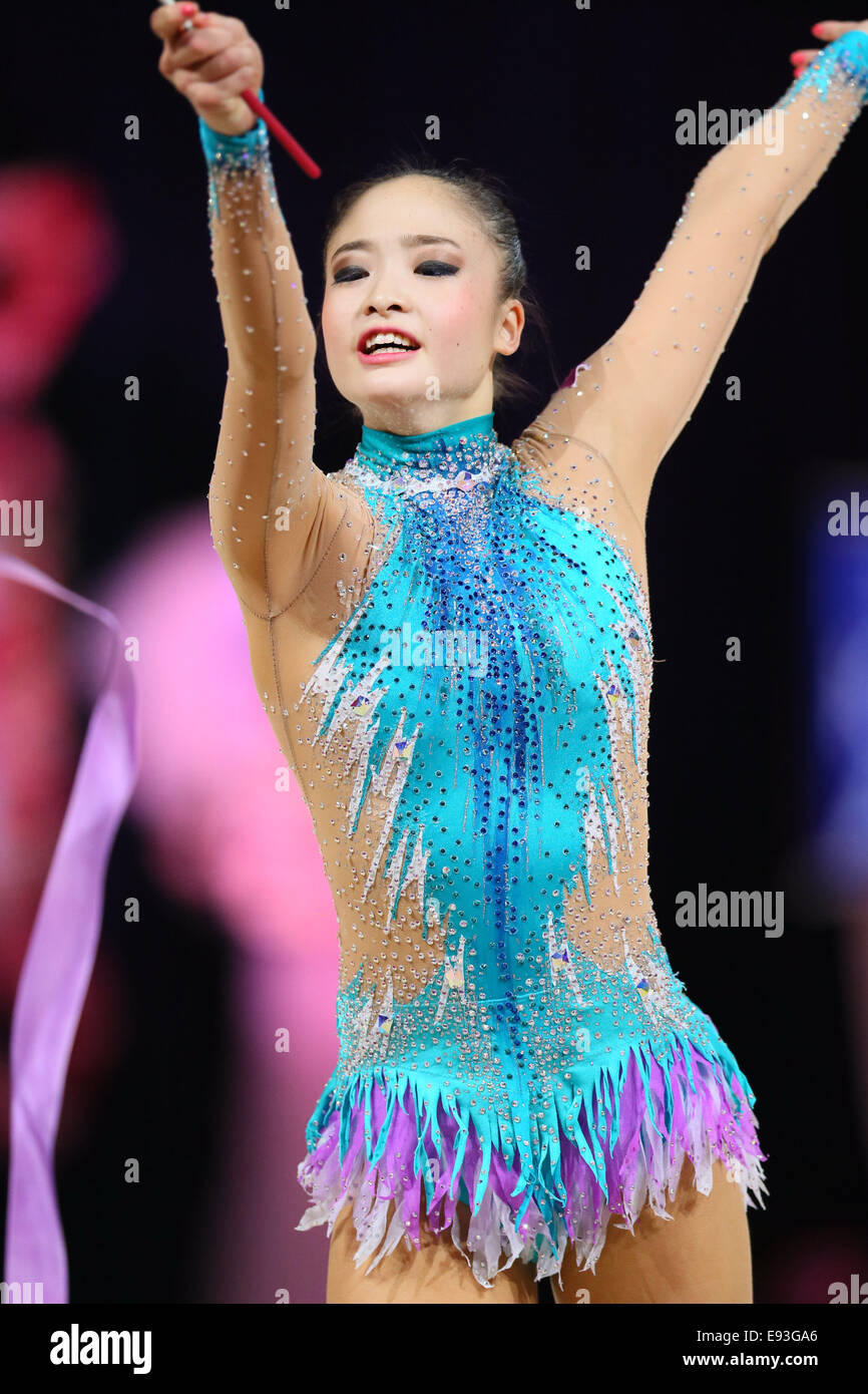 Tokyo Metropolitan Gymnasium, Tokyo, Japan. 18th Oct, 2014. Kaho ...