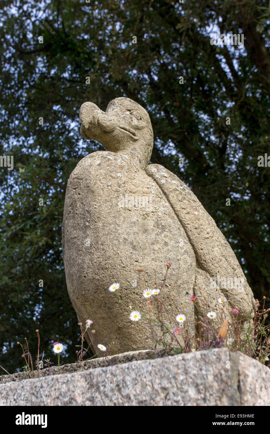 Jersey zoo durrell statue hi-res stock photography and images - Alamy