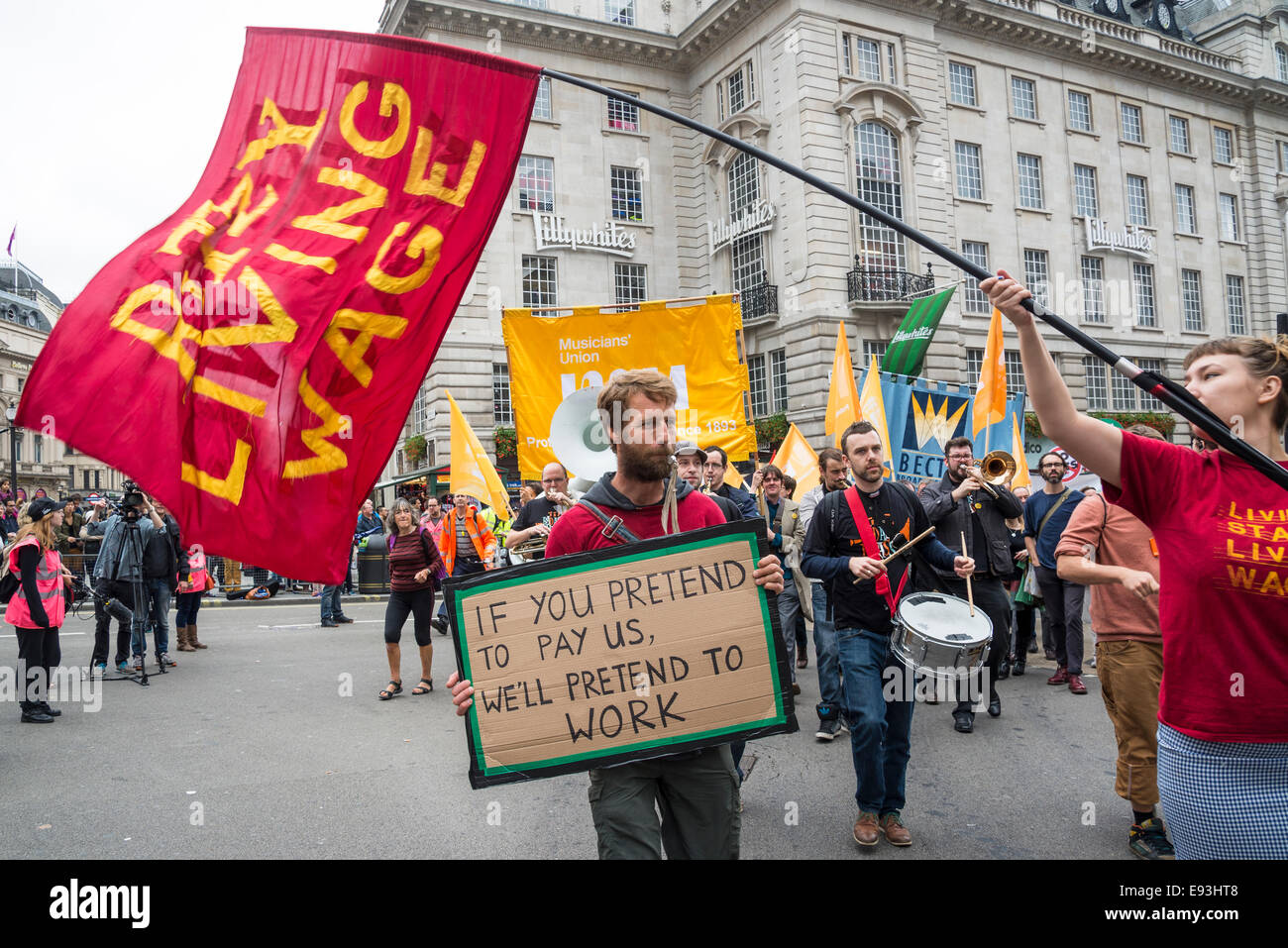 Well pretend to work britain needs pay rise hi-res stock photography ...