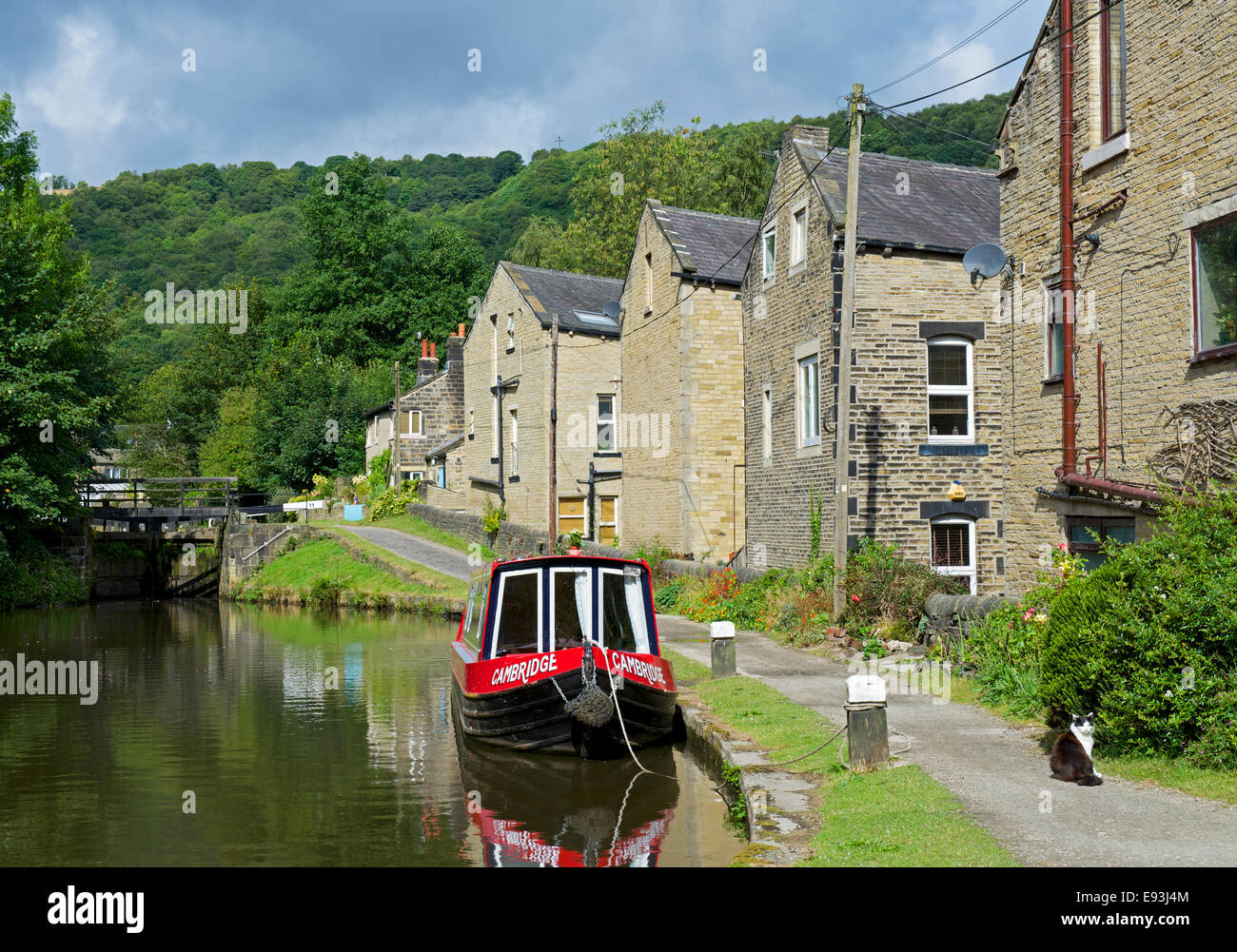Hebden bridge yorkshire hi-res stock photography and images - Alamy