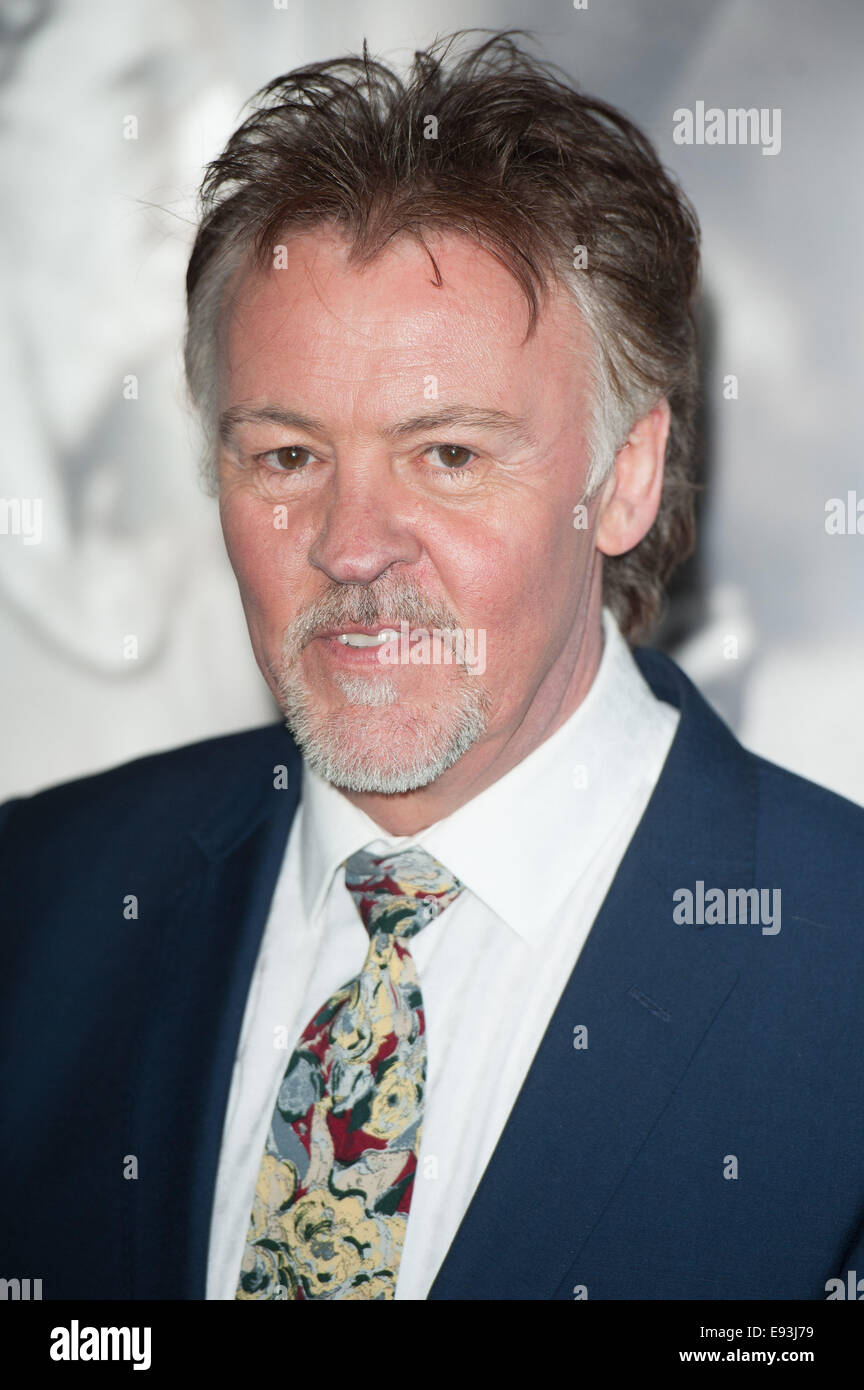 15 apr hi-res stock photography and images - Alamy