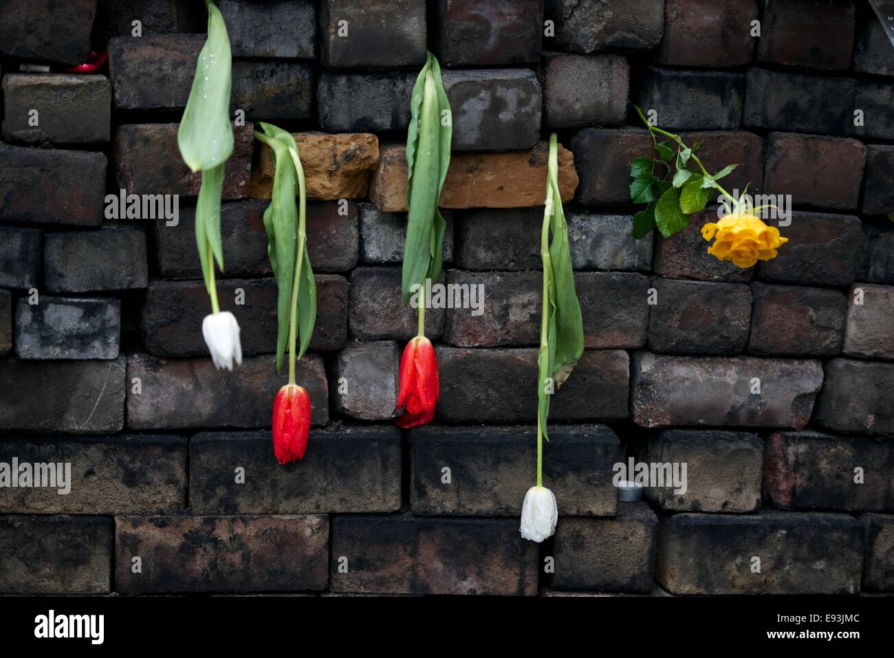 Covered in soot hi-res stock photography and images - Alamy