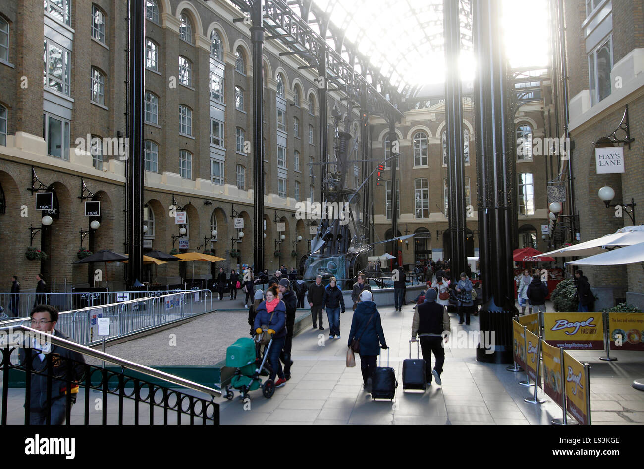 Londo tower bridges hi-res stock photography and images - Alamy