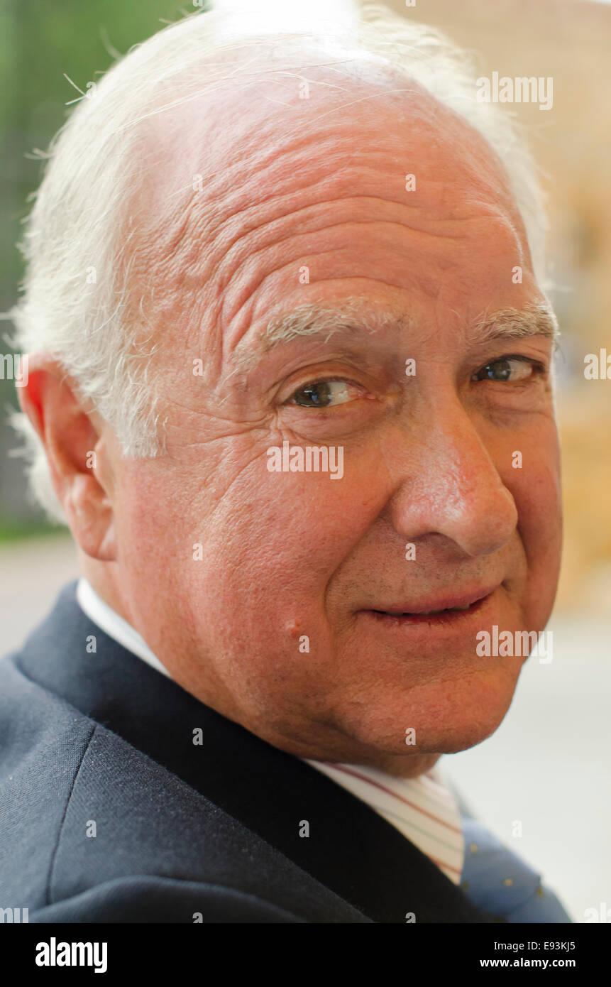 Old man smirking hi-res stock photography and images - Alamy