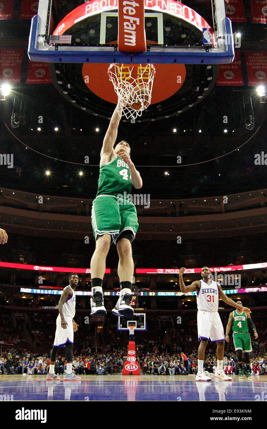October 16, 2014: Boston Celtics center Tyler Zeller (44) dunks the ...