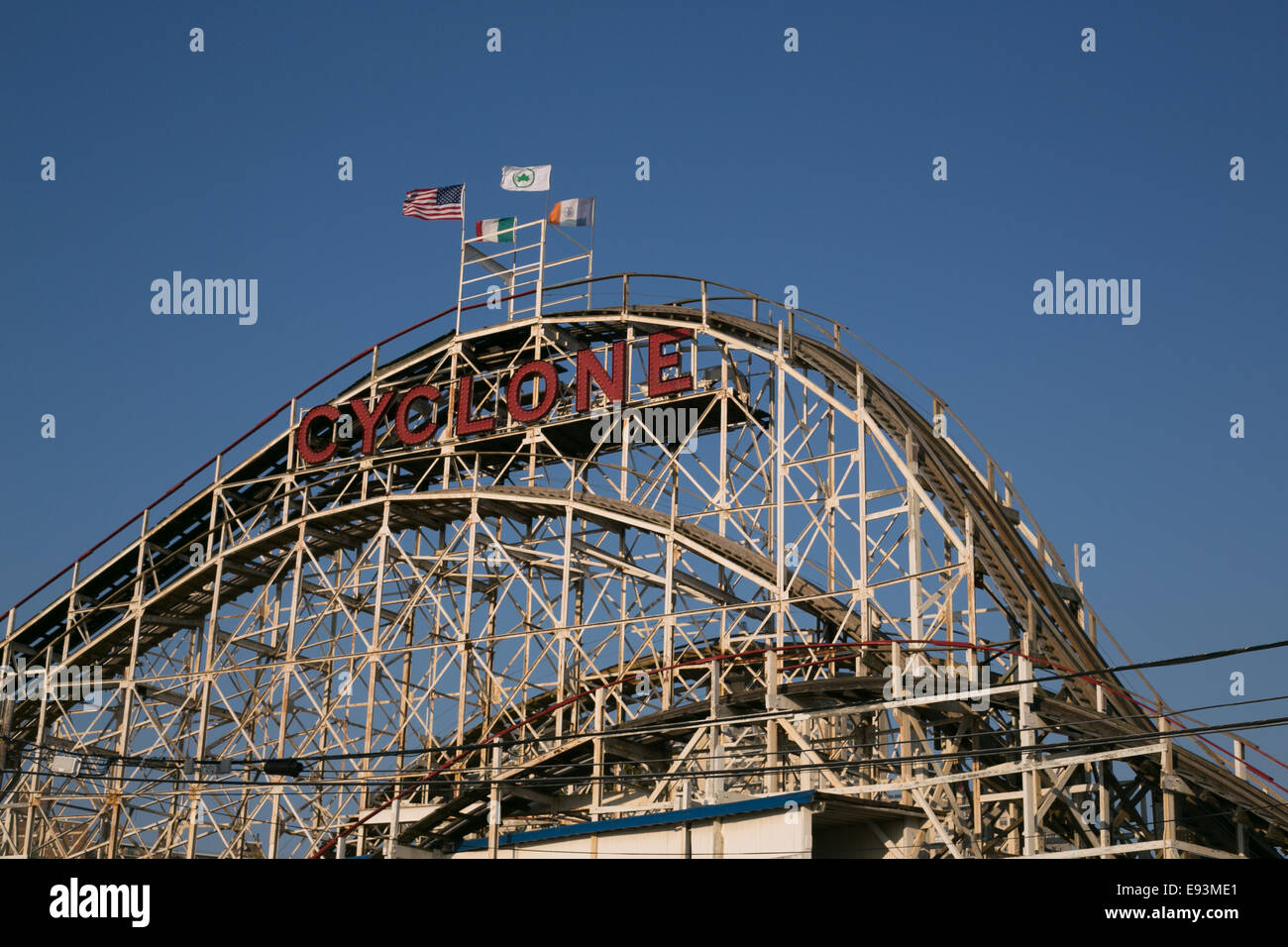 Cyclone ride brooklyn hi-res stock photography and images - Alamy