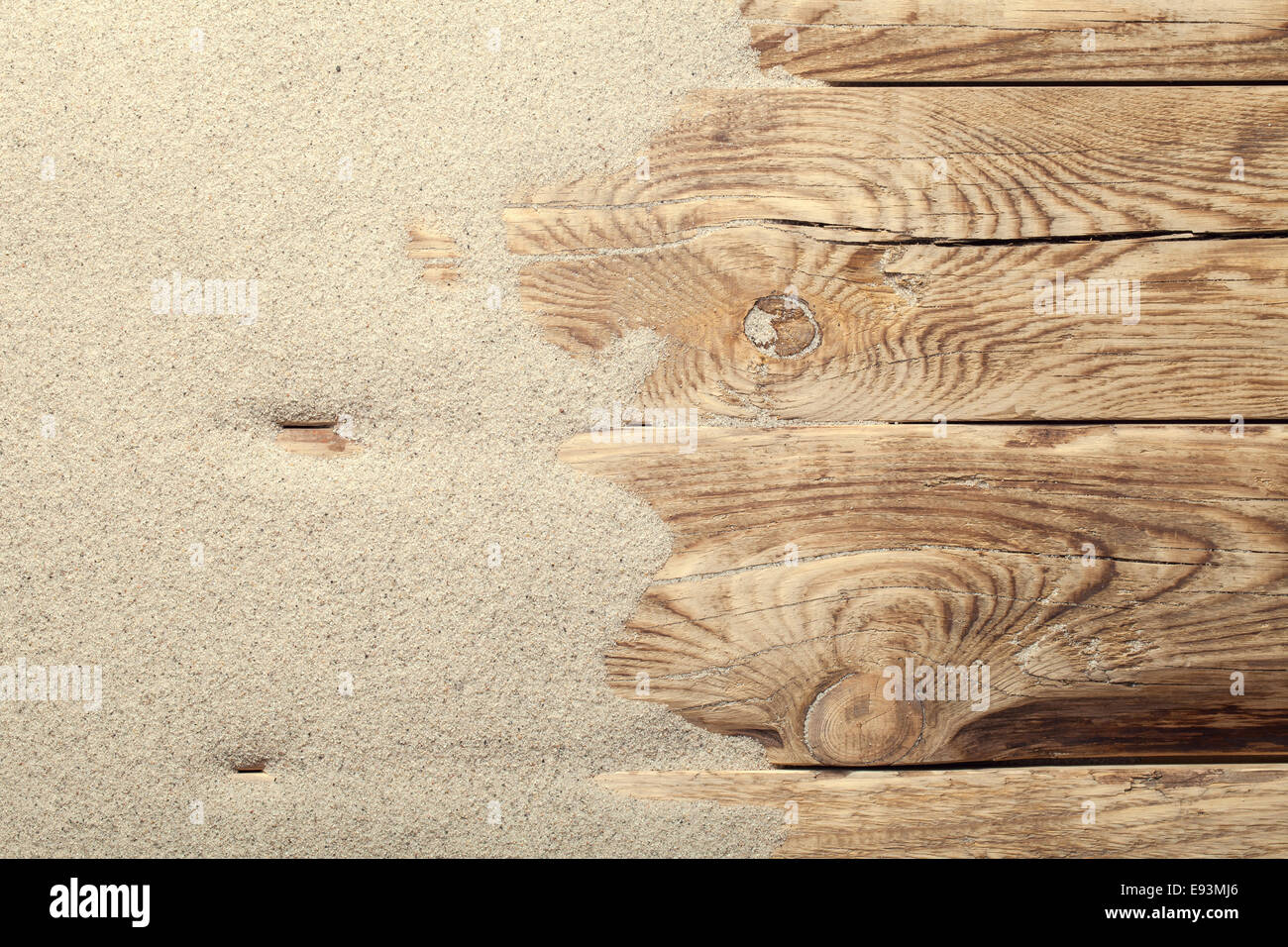 Sand on planked wood. Summer background with copy space. Top view Stock ...