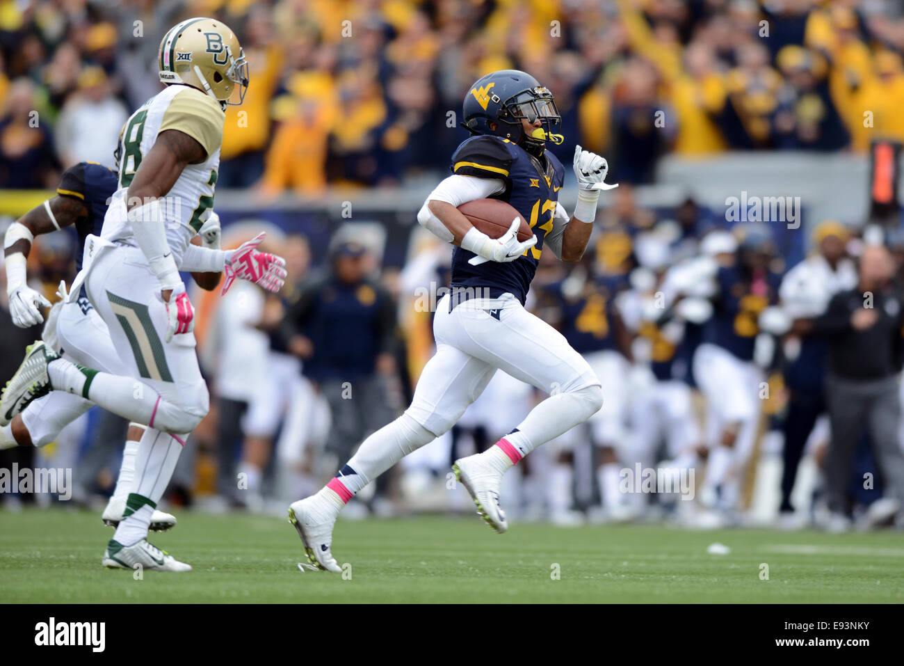 Morgantown, West Virginia, USA. 18th Oct, 2014. West Virginia ...