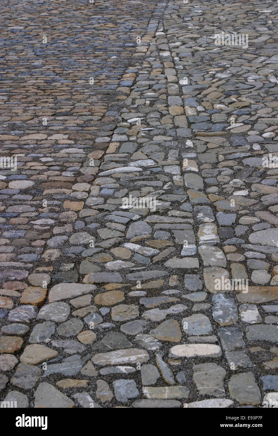 Cobbled street pattern background Stock Photo - Alamy