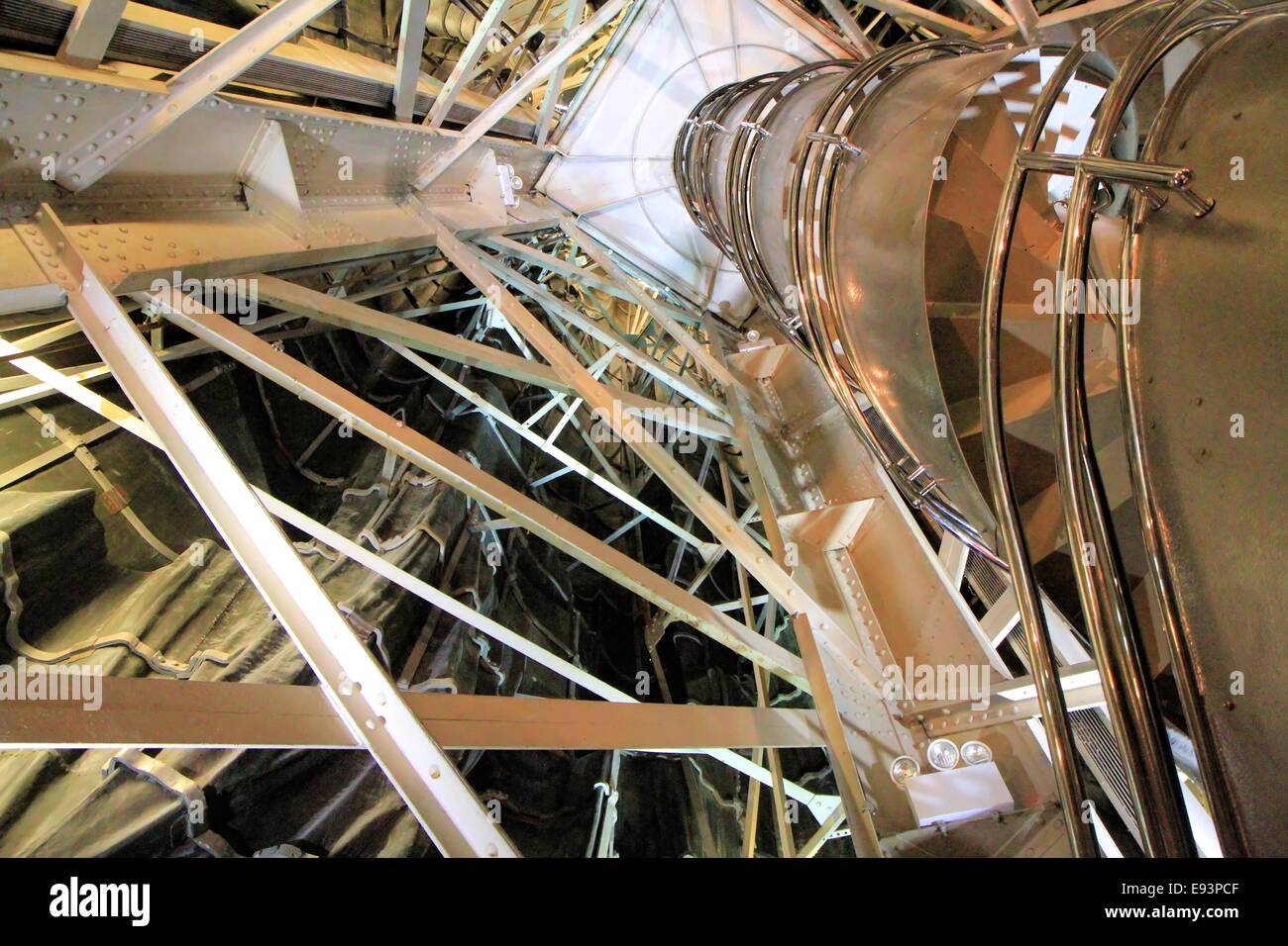 Statue of liberty interior structure hi-res stock photography and ...