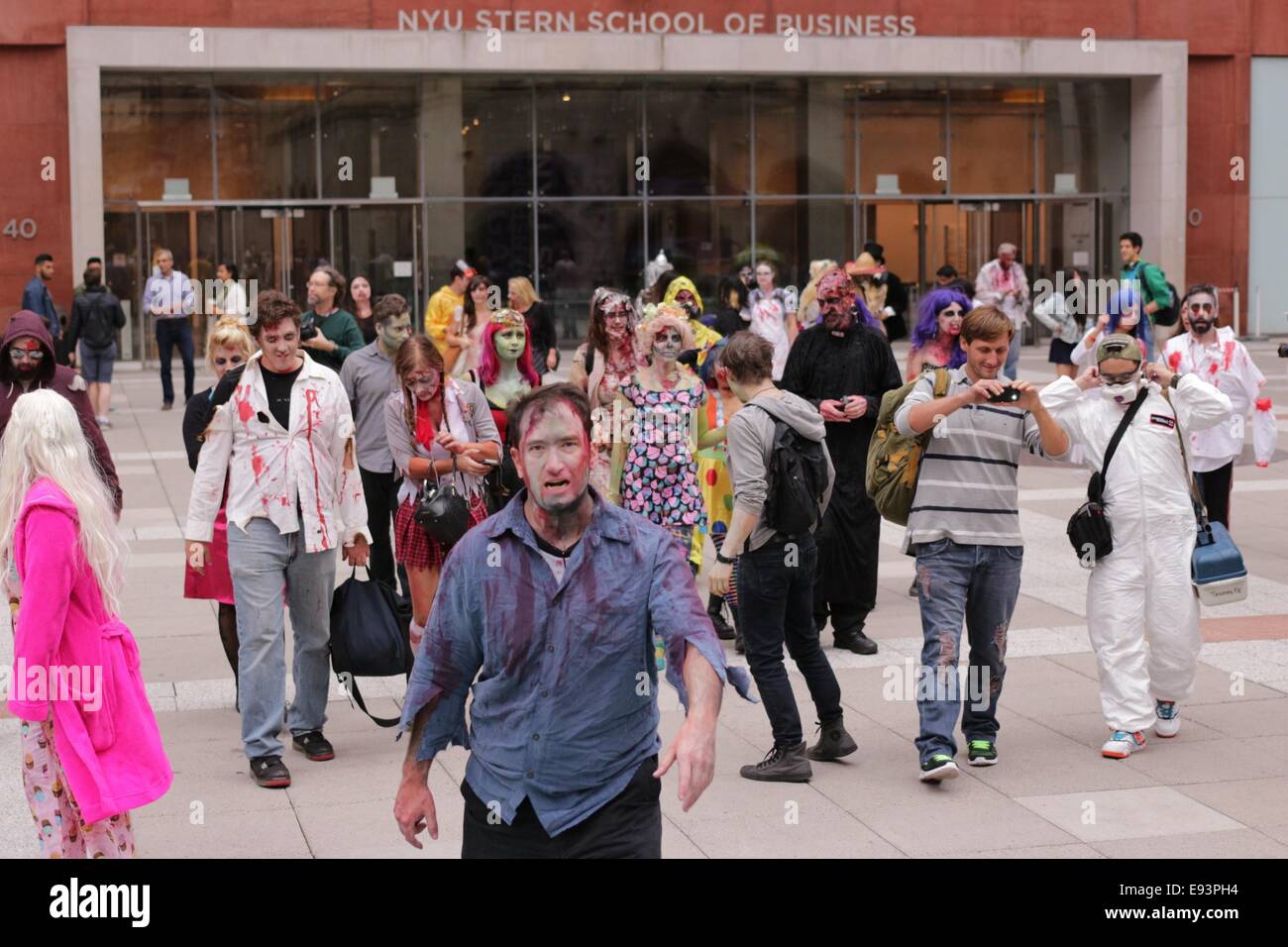 New York, New York, USA. 18th Oct, 2014. Zombie pub crawl in New York ...