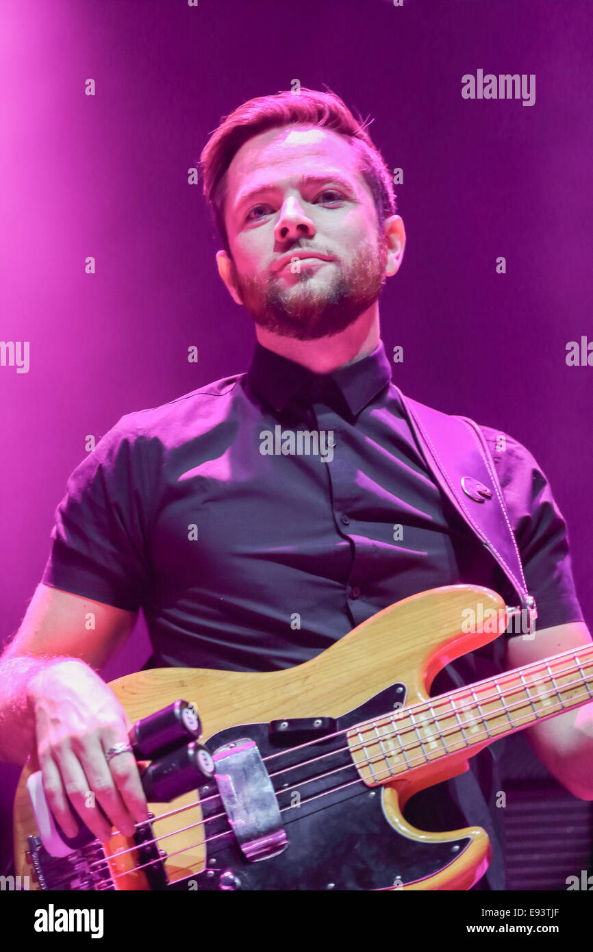 Alfie hudson taylor hi-res stock photography and images - Alamy