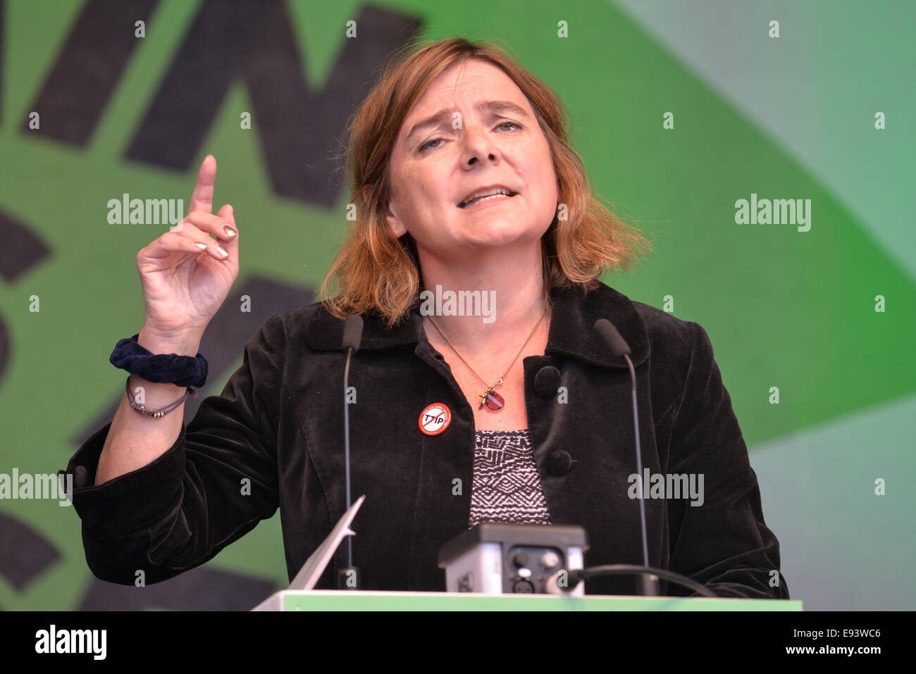 Sally hunt hi-res stock photography and images - Alamy