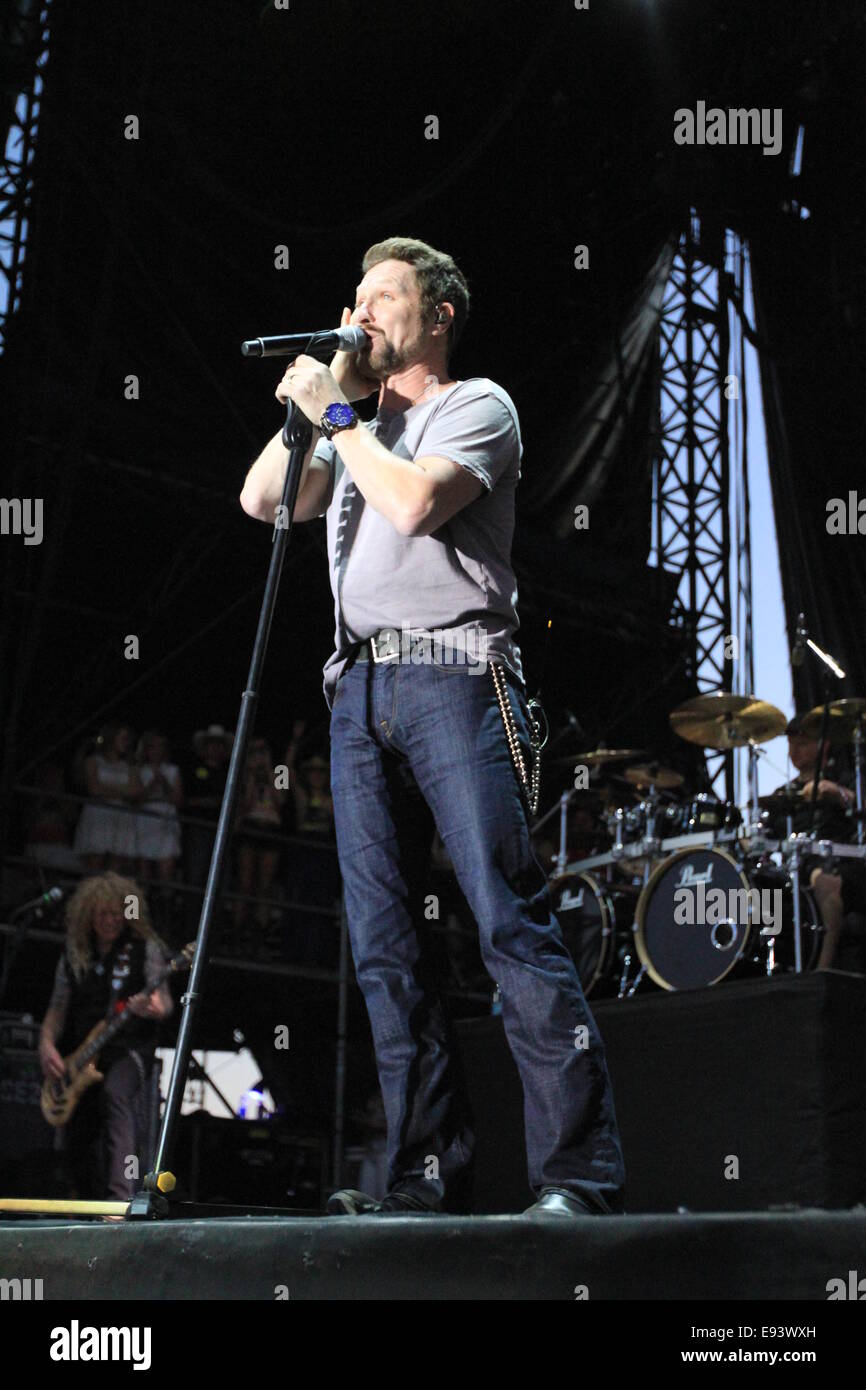 Craig Morgan performing live on stage at Country Thunder Featuring ...
