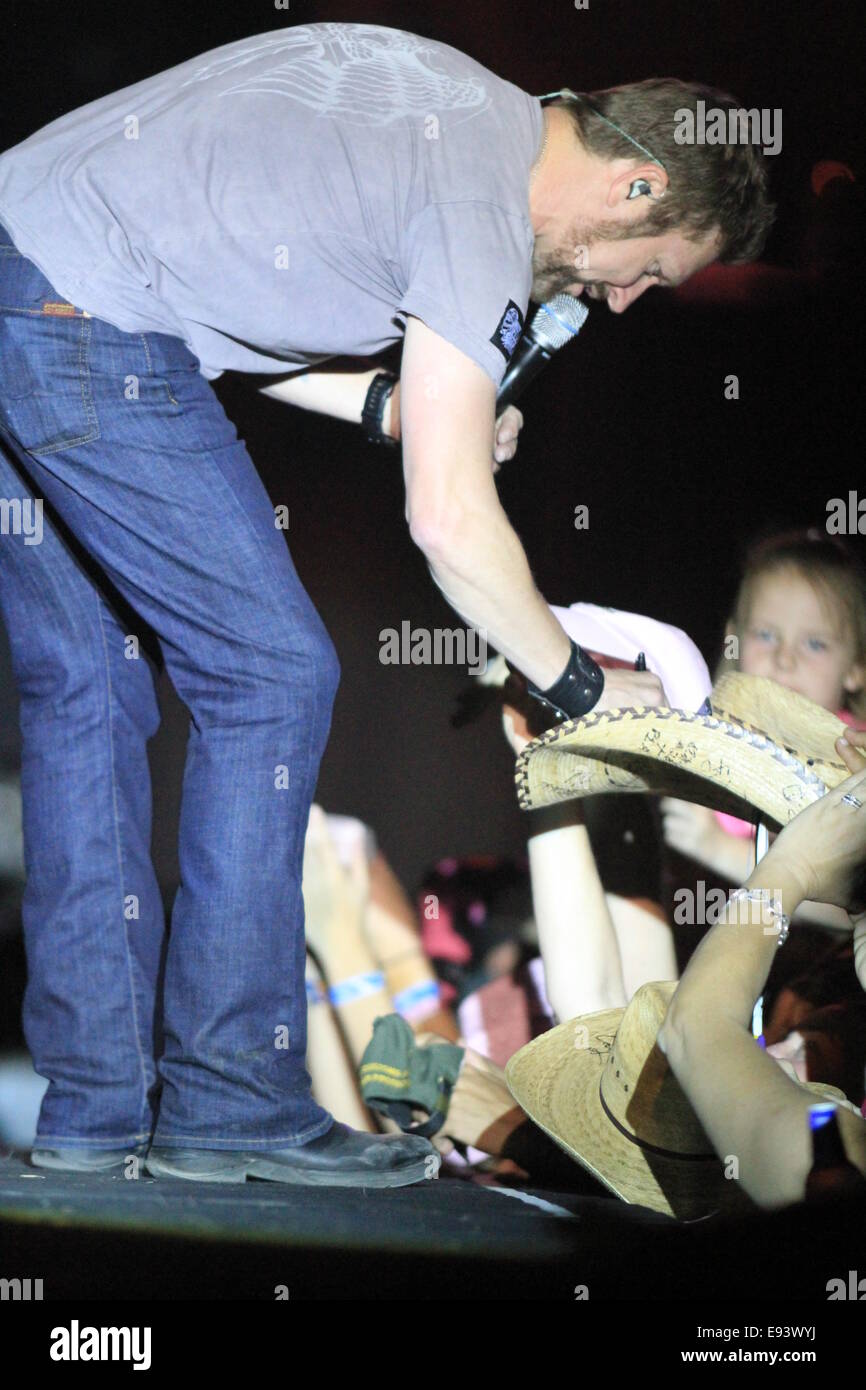 Craig Morgan performing live on stage at Country Thunder Featuring ...