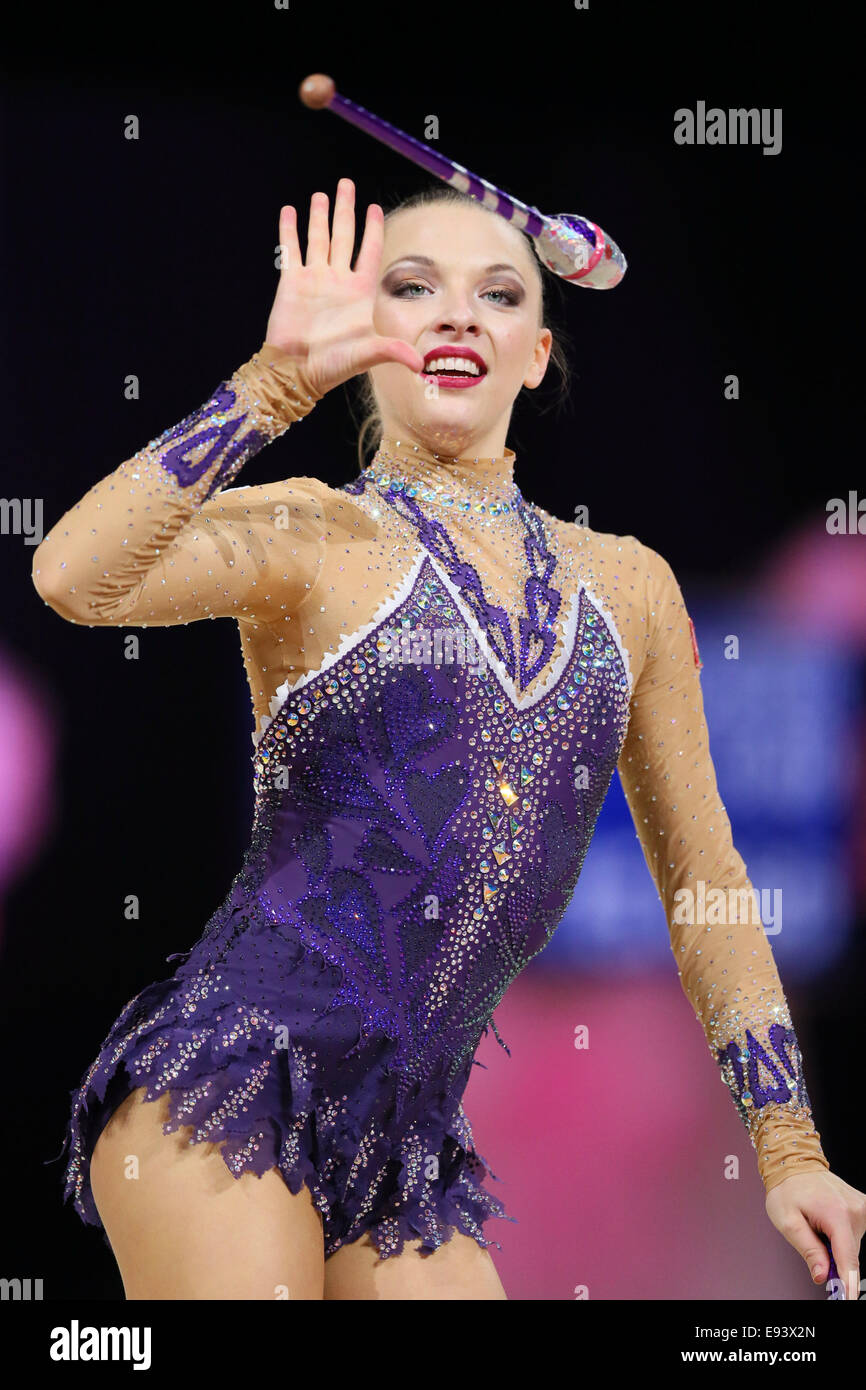 Tokyo Metropolitan Gymnasium, Tokyo, Japan. 18th Oct, 2014. Melitina ...