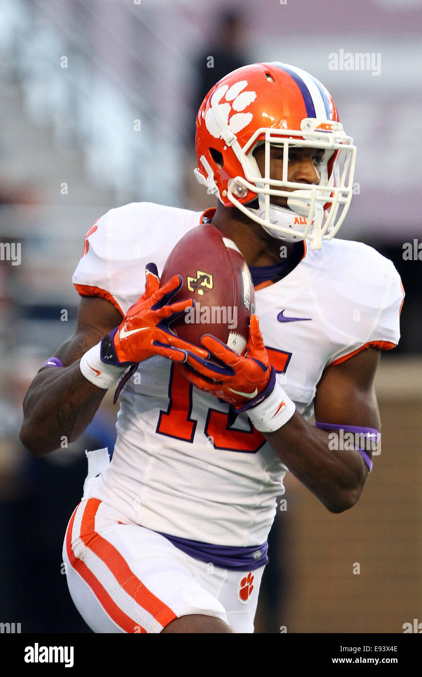 Massachusetts, US. 18th Oct, 2014. Clemson Tigers safety T.J. Green (15 ...