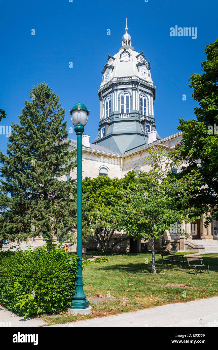 The Madison County Courthouse in Winterset, Iowa, USA Stock Photo - Alamy