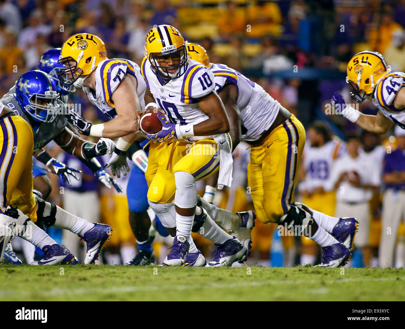 Louisiana, US. 18th Oct, 2014. LSU Tigers quarterback Anthony Jennings ...