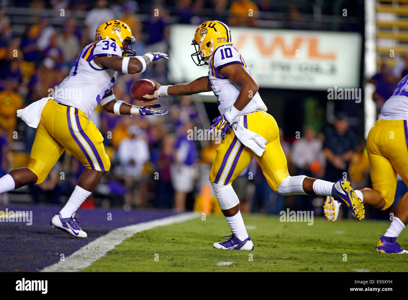 Louisiana, US. 18th Oct, 2014. LSU Tigers quarterback Anthony Jennings ...