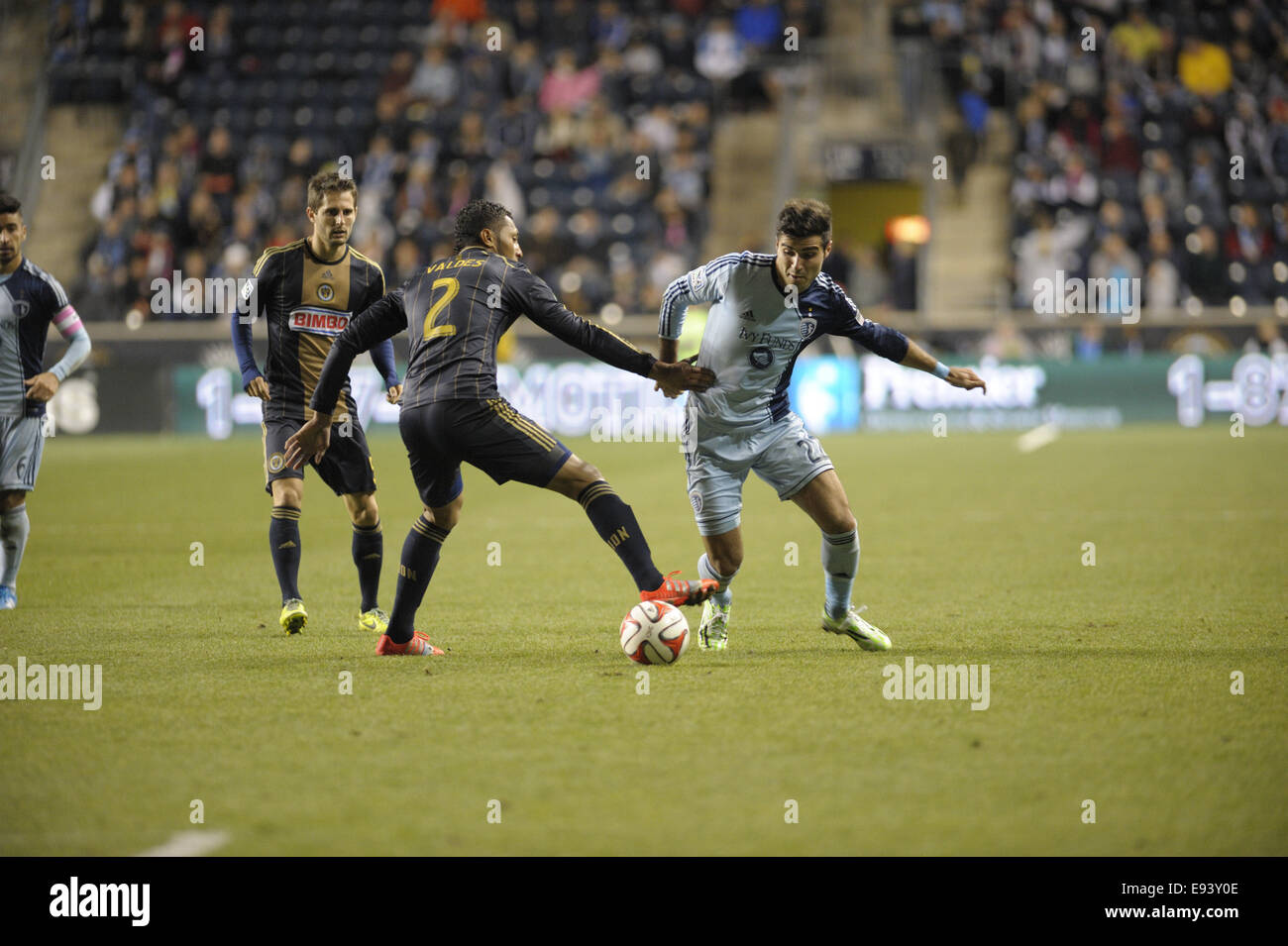 Chester, Pennsylvania, USA. 18th Oct, 2014. Sporting KC's MARTIN ...