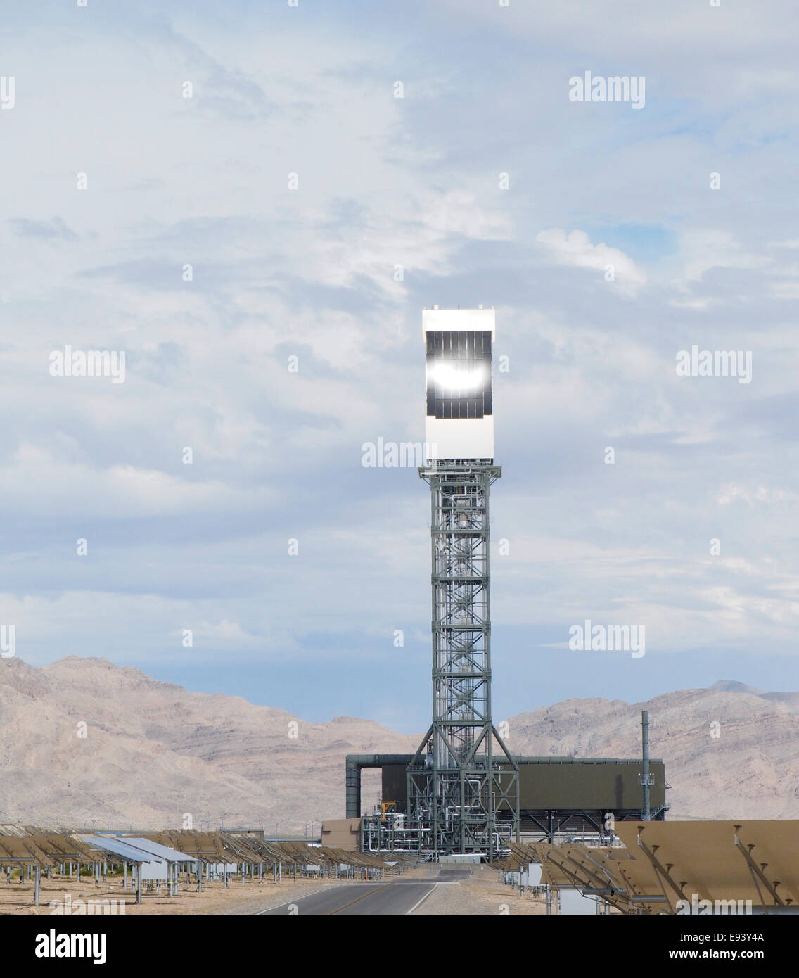Ivanpah hi-res stock photography and images - Alamy