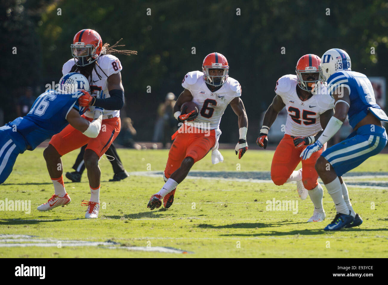 Durham, NC, USA. 18th Oct, 2014. UVA WR Darius Jennings #6 in action ...