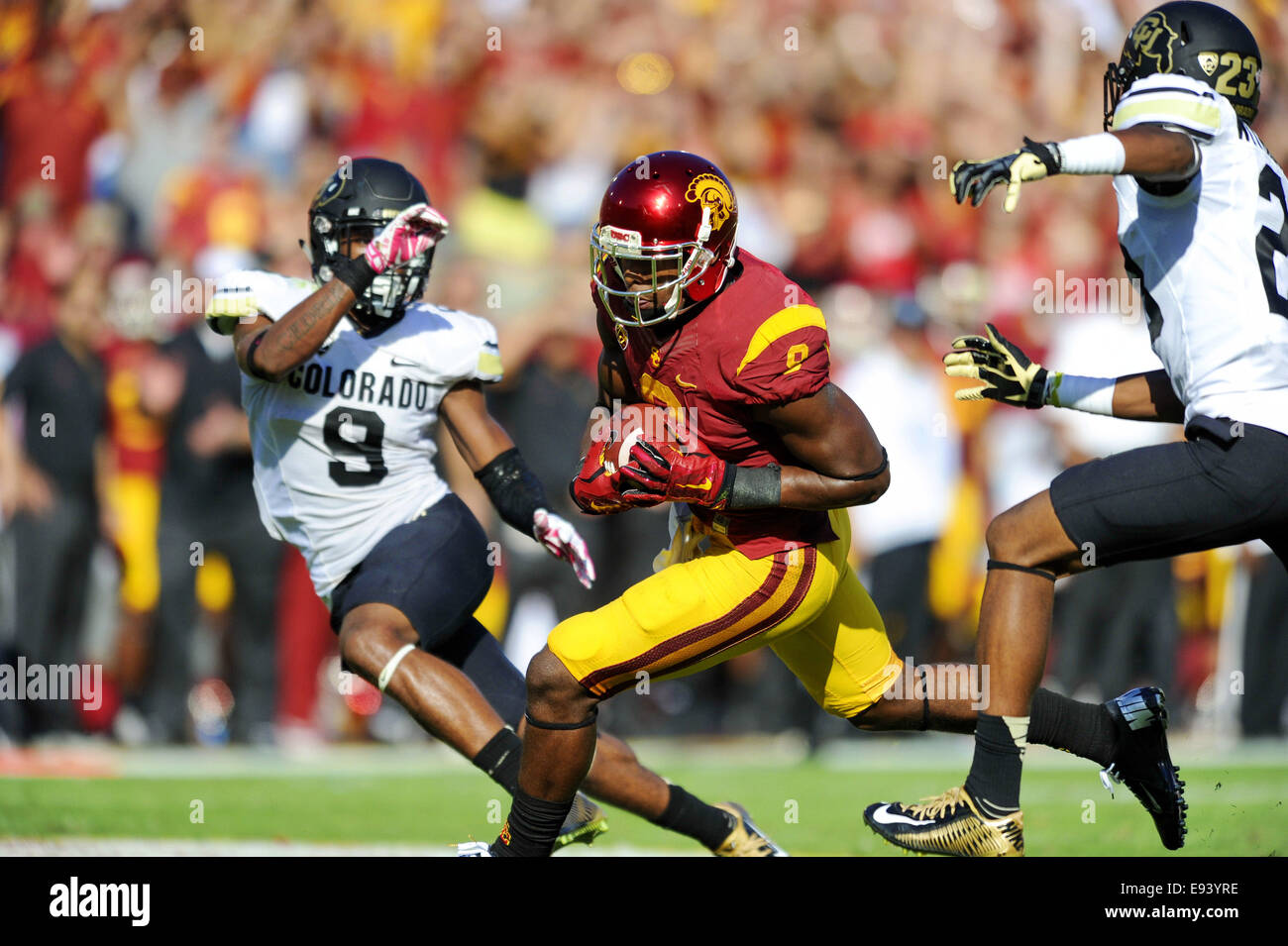 Los Angeles, California, US. 18th Oct, 2014. Juju Smith of the USC ...