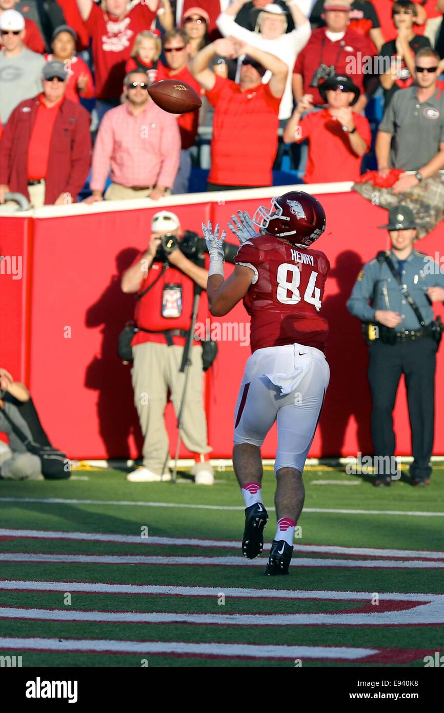 Little Rock, AR. 18th Oct, 2014. Arkanas tight end Hunter Henry #84 ...