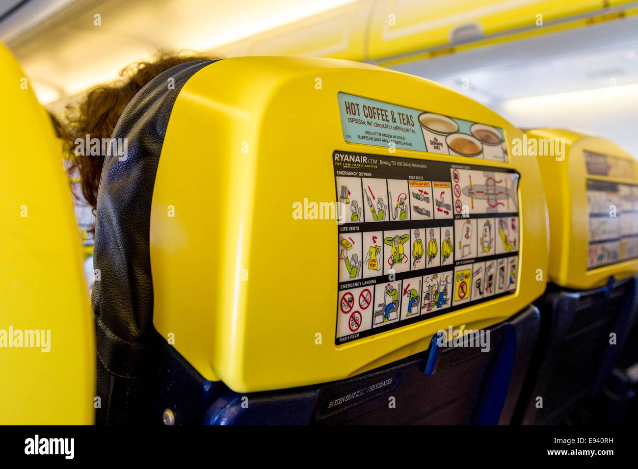 Ryanair Boeing 737-800 in Flight to Paphos Cyprus Stock Photo - Alamy