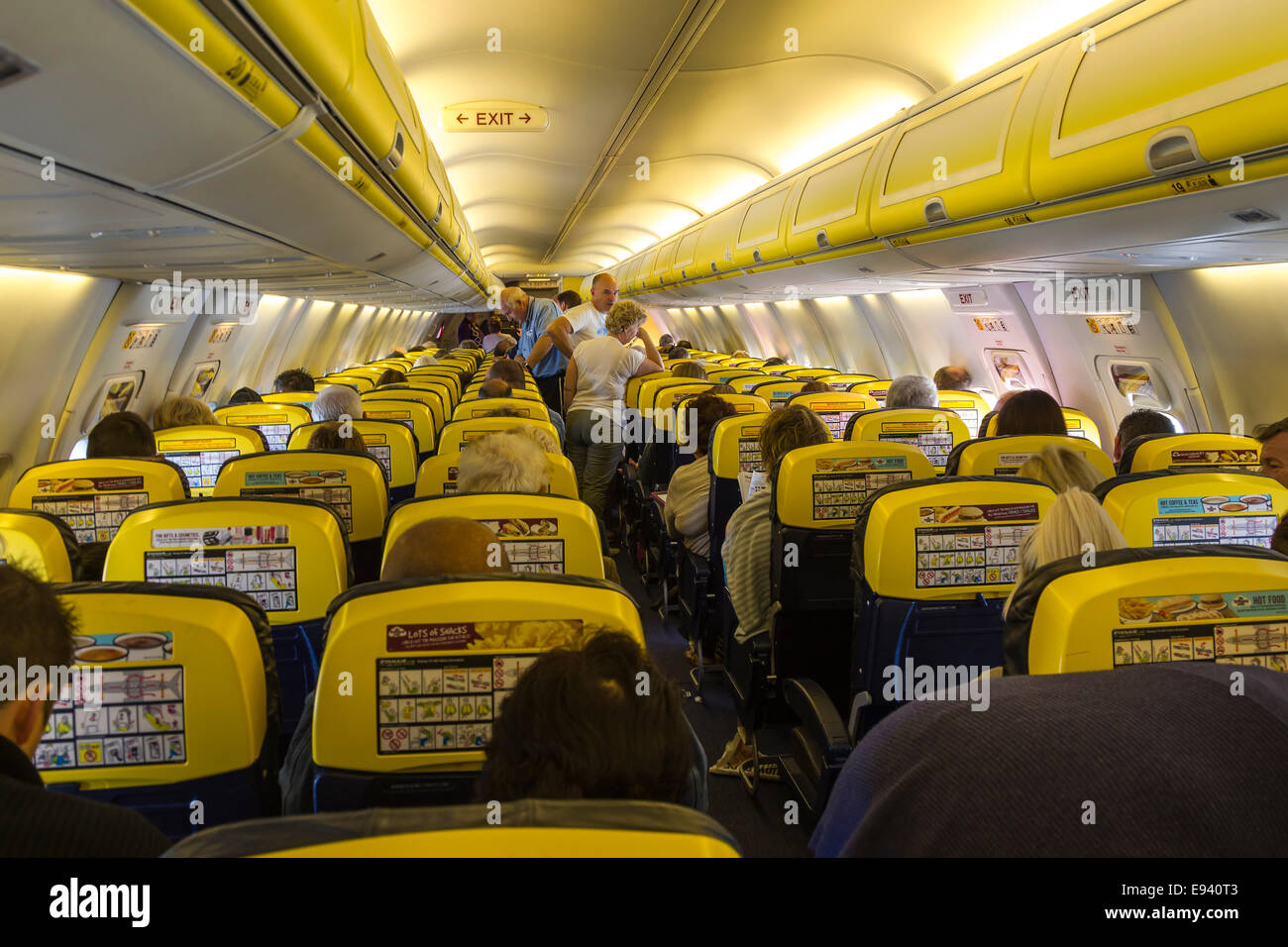 Ryanair Boeing 737-800 in Flight to Paphos Cyprus Stock Photo - Alamy