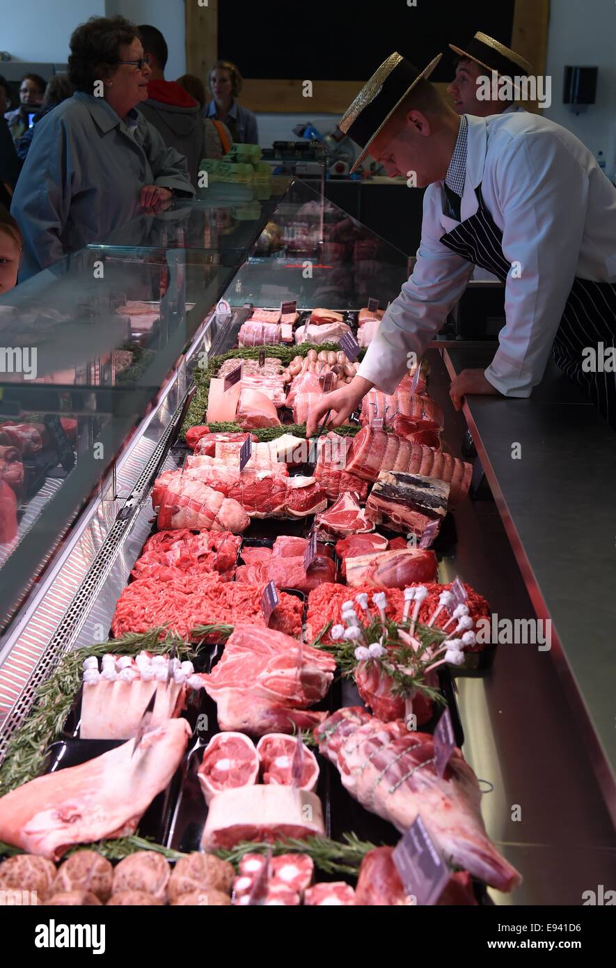 British butchers hi-res stock photography and images - Alamy