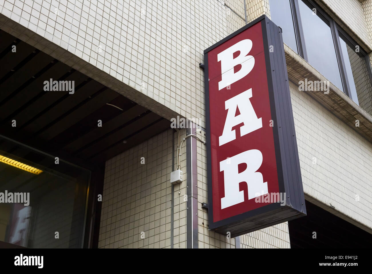 Sign on the bar hi-res stock photography and images - Alamy