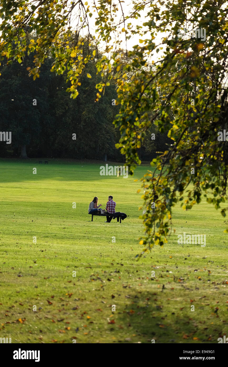 People sat on park hi-res stock photography and images - Alamy