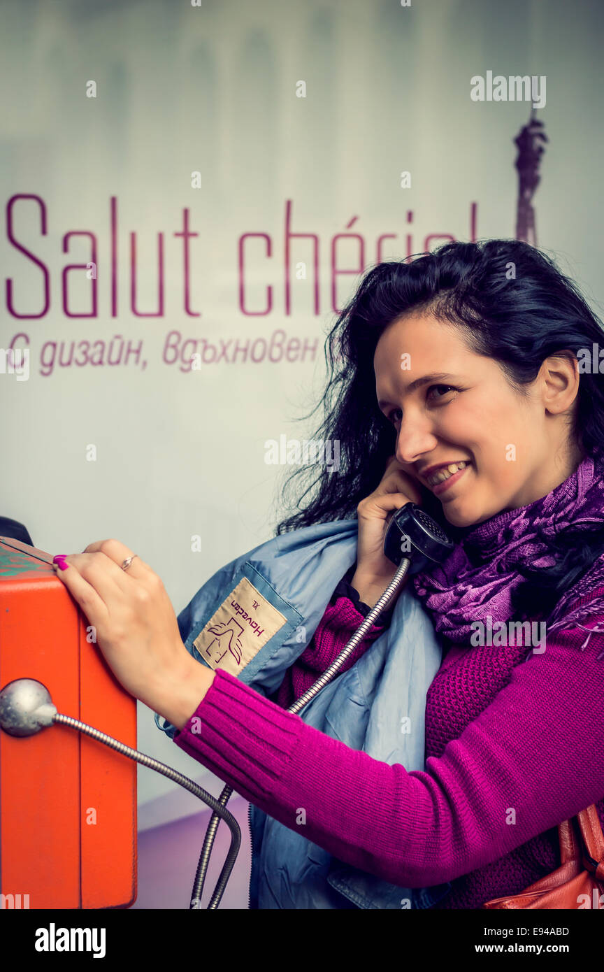 French telephone booth hi-res stock photography and images - Alamy