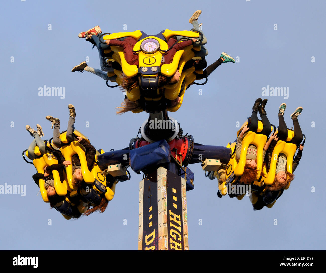 Bremen, Germany. 18th Oct, 2014. People use the funfair ride 'Flash' at ...