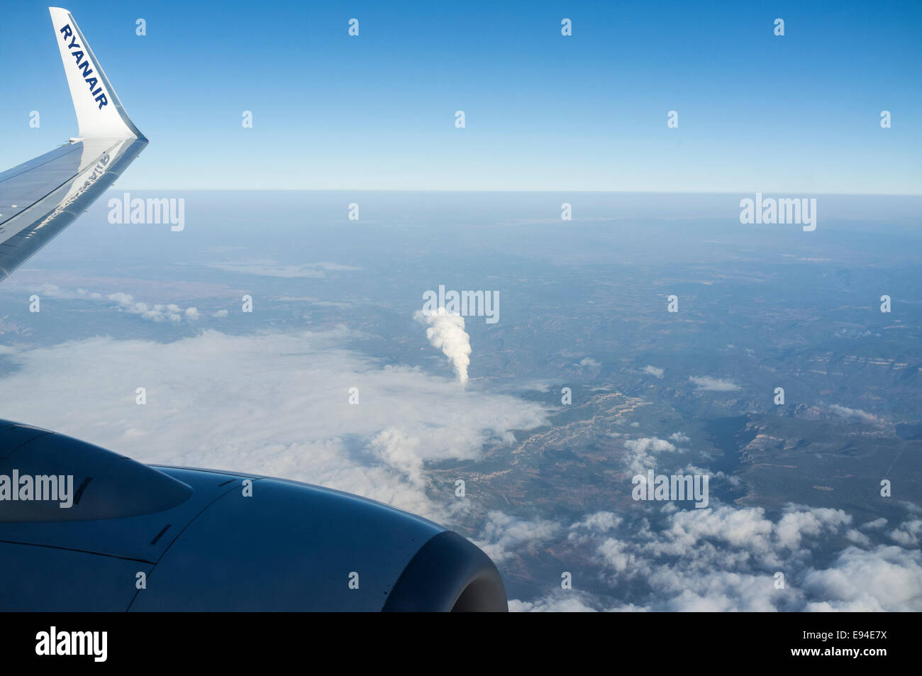View out the window of a Ryanair Boeing 737-800 flight in the early ...