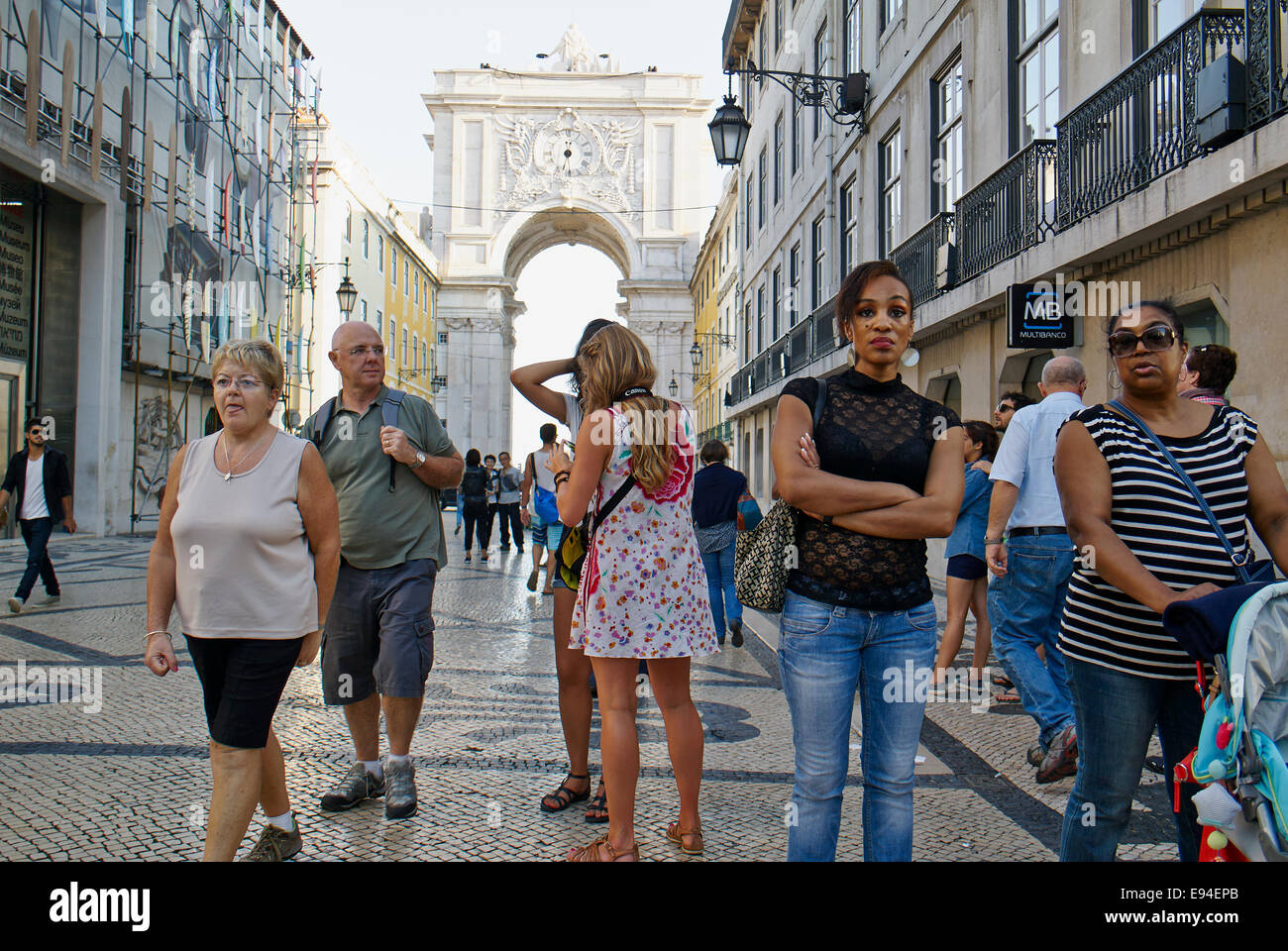 Triumphal arch and busy commercial street Rua Augusta Pombaline Lower ...