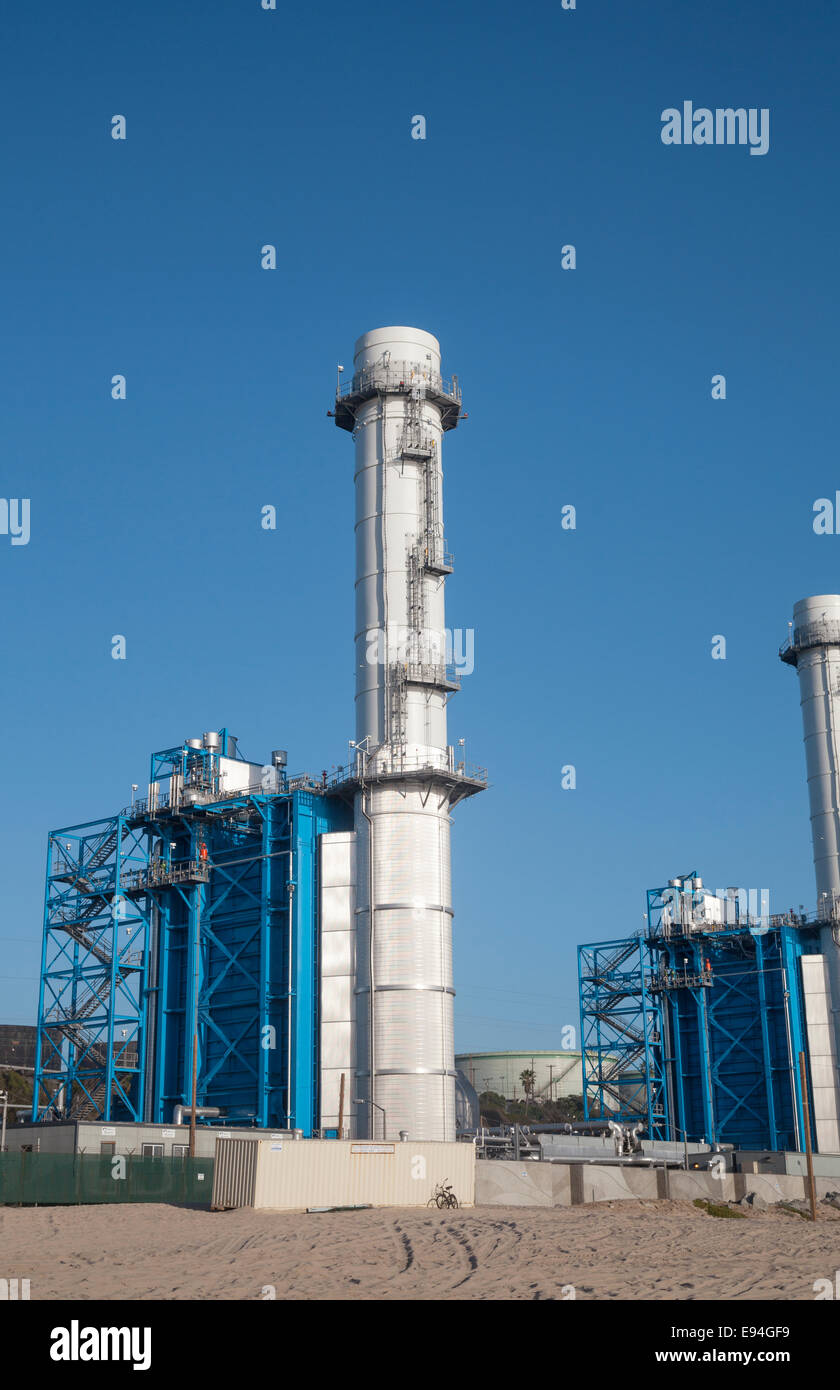 El Segundo Energy Center: An Industrial power plant on the beach in ...